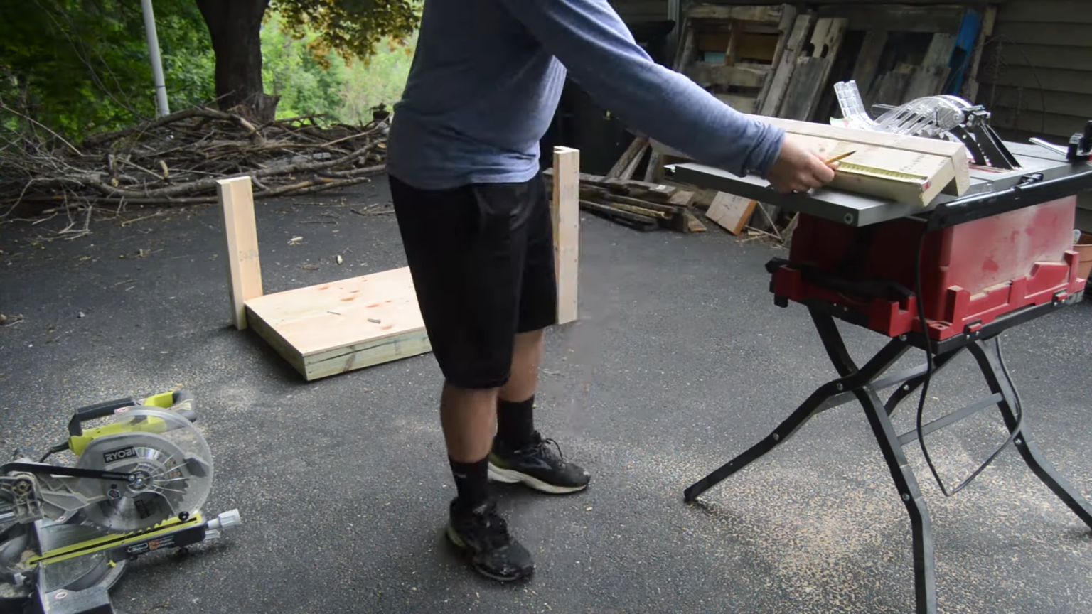 How I Made This Doghouse For My Husky For Under $100! - Dogs, Dames And ...